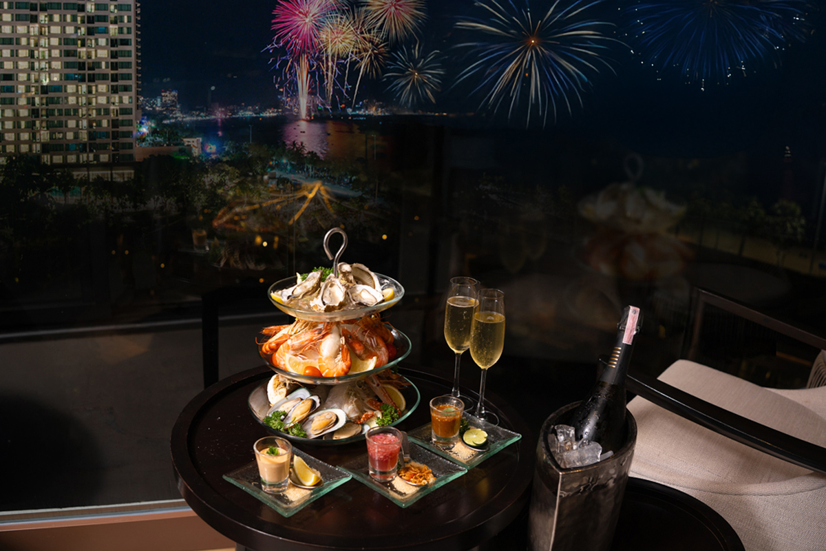 5-Star Beachfront Resort in North Pattaya | Amari Pattaya Official Website