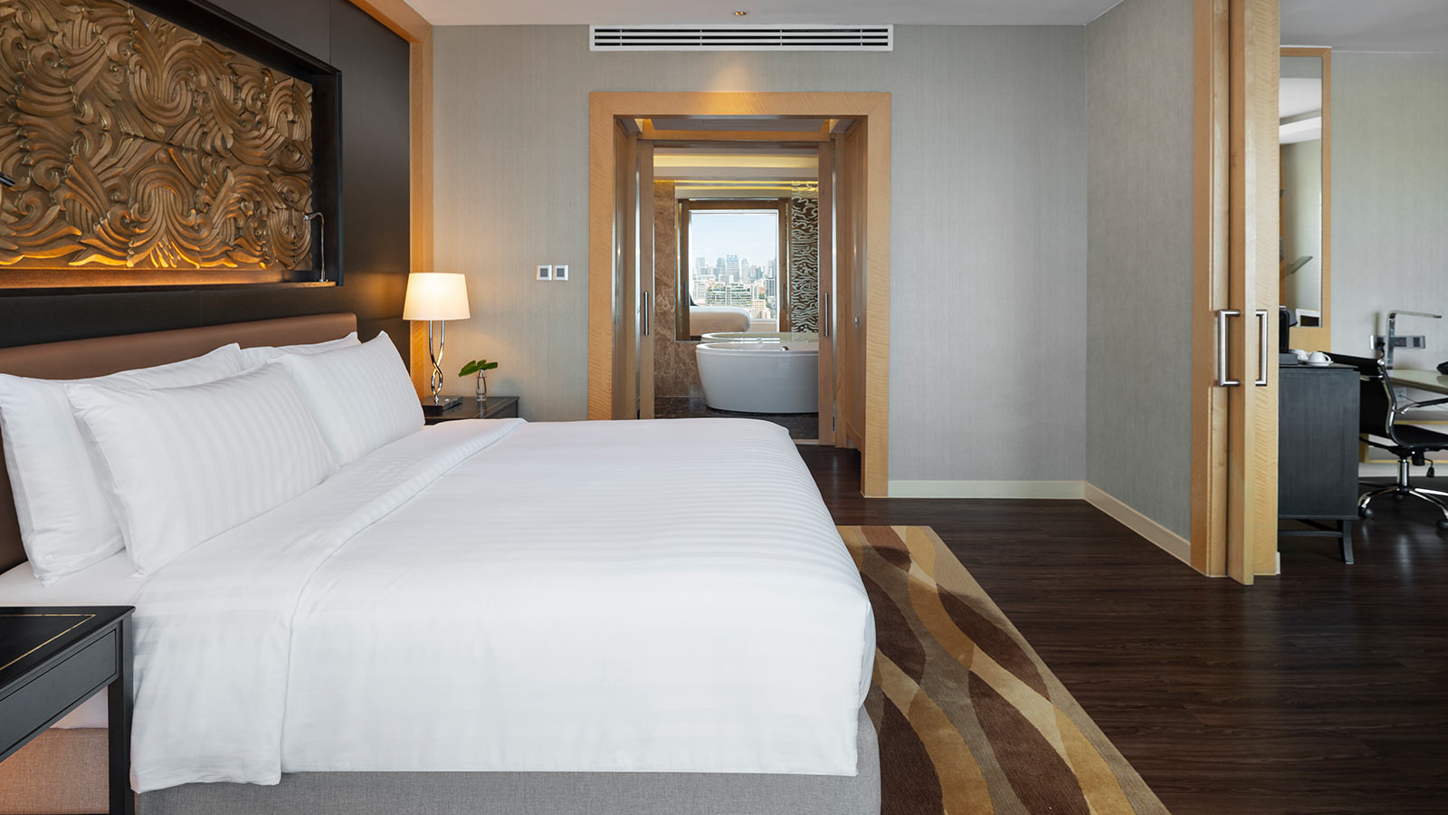 Bangkok Suites | Club One Bedroom Executive Suite Amari