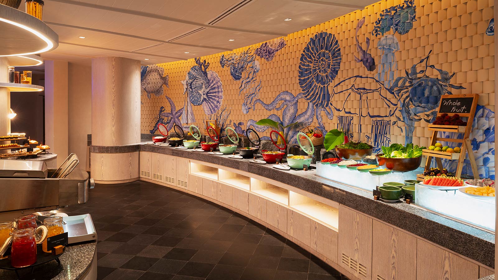 Amaya Food Gallery | All day dining at Amari Bangsaen