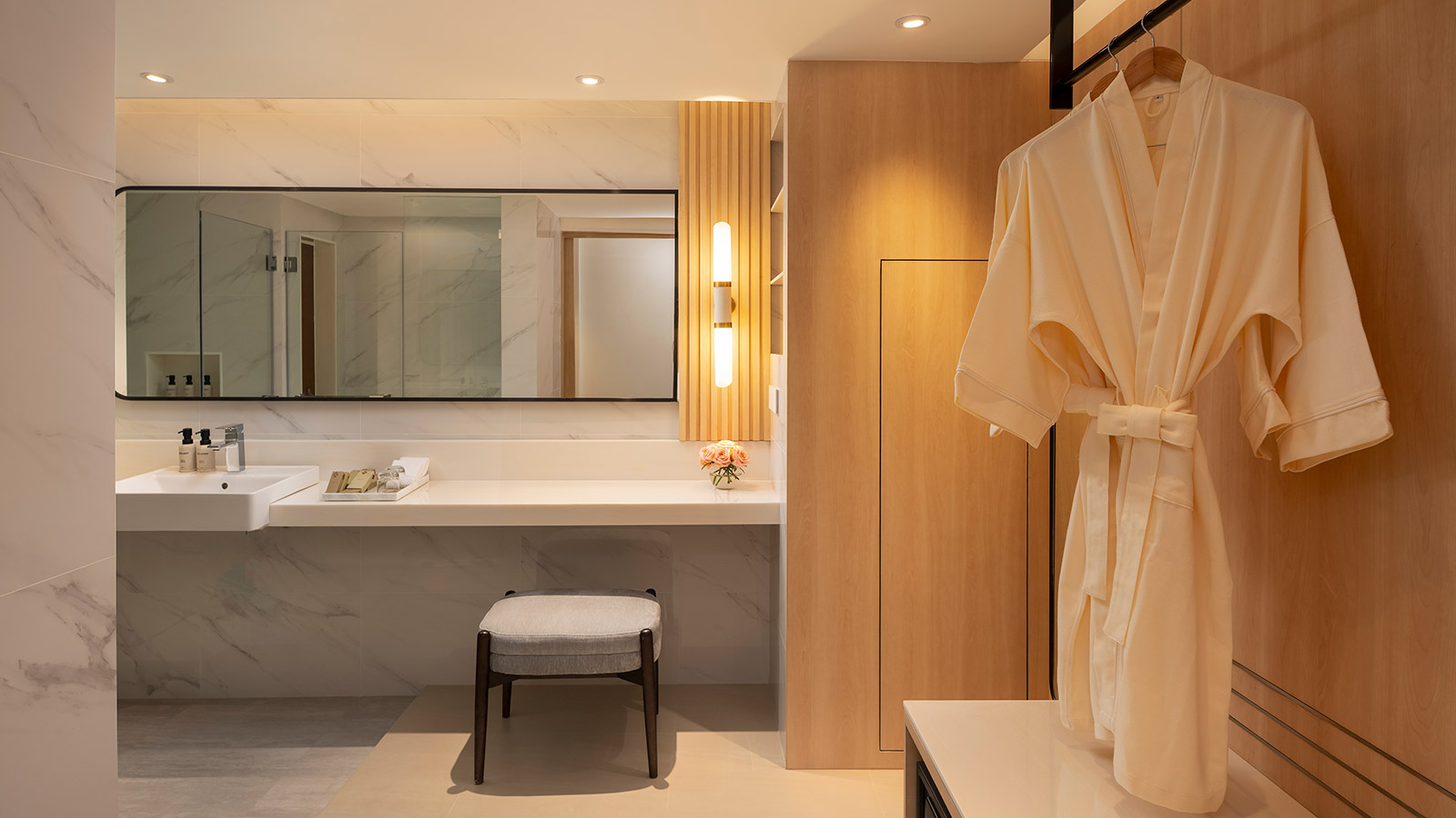 Grand Premier Room | Spacious Comfort at Amari Don Muang