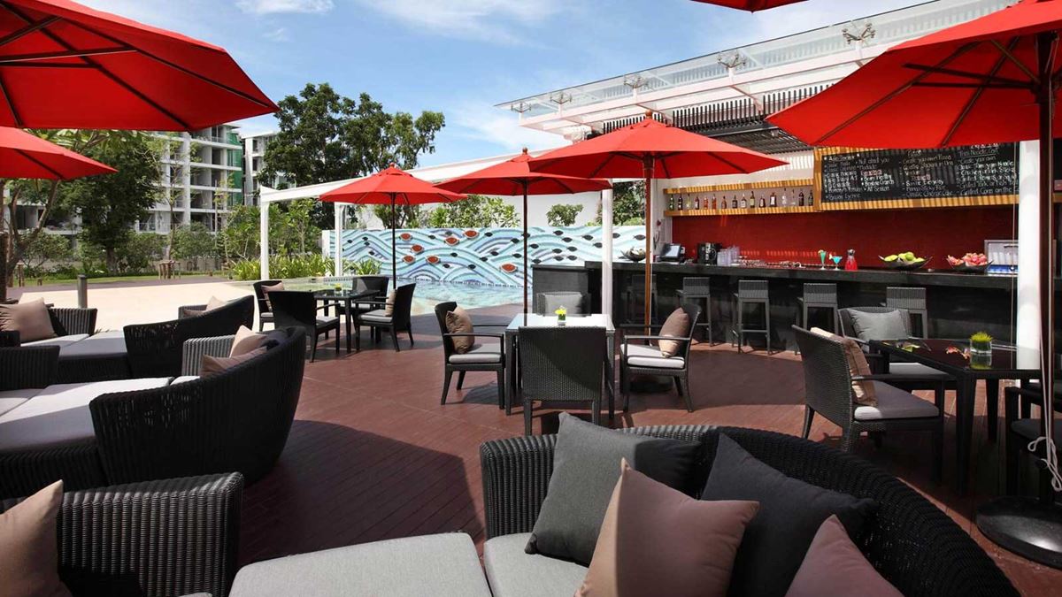 Bar Hua Hin | Poolside Cocktails & Light Bites at Acqua