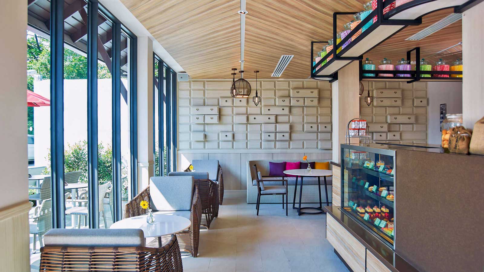 5-Star Resort on Chaweng Beach Dining | Amari Koh Samui Amaya Café