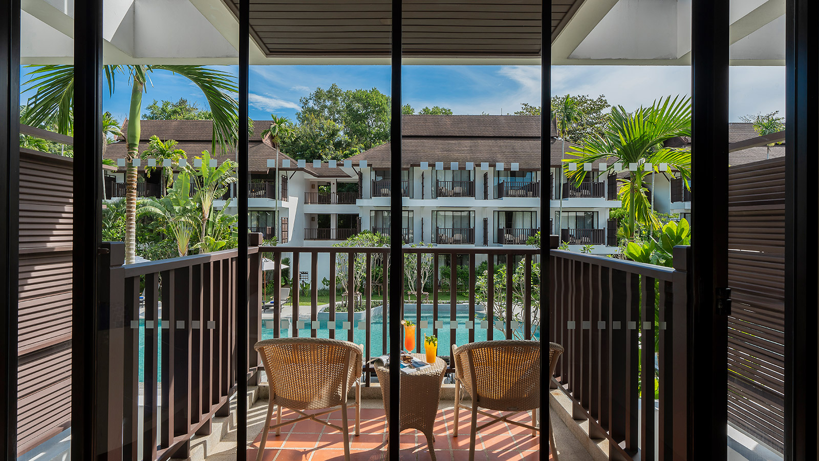 Best Place to Stay in Samui | Superior Pool View Room