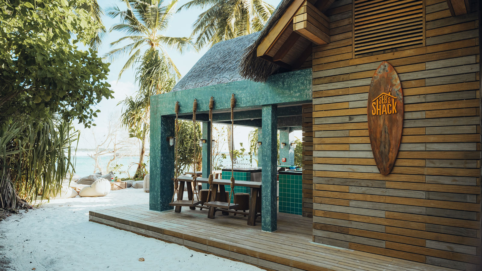 Seb’s Shack Quick Bites Restaurant | Amari Raaya Maldives