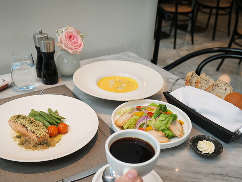 Luxury Bangkok Residences | Oriental Residence Bangkok Official Website