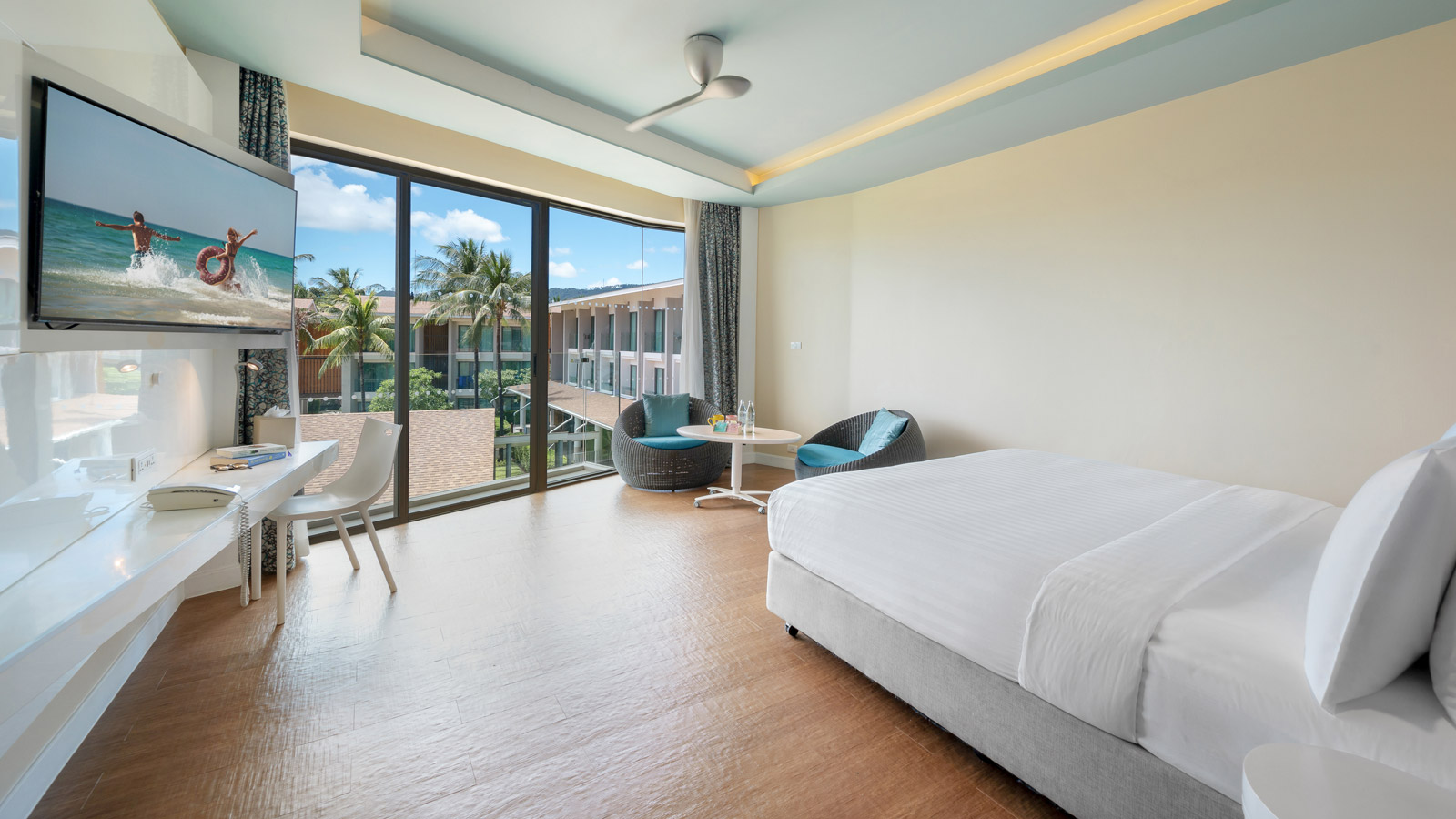 Accommodation in Koh Samui | Deluxe Corner Room at OZO