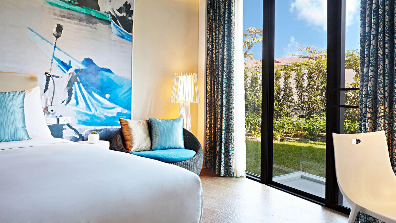 Chaweng Beach Resort Rooms | OZO Chaweng Samui Superior