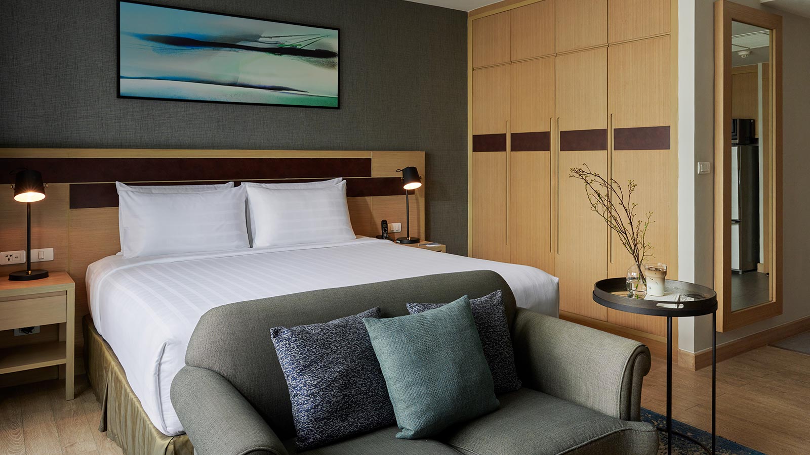 Studio Serviced Apartments for Monthly Stay in Asoke CBD | Shama ...